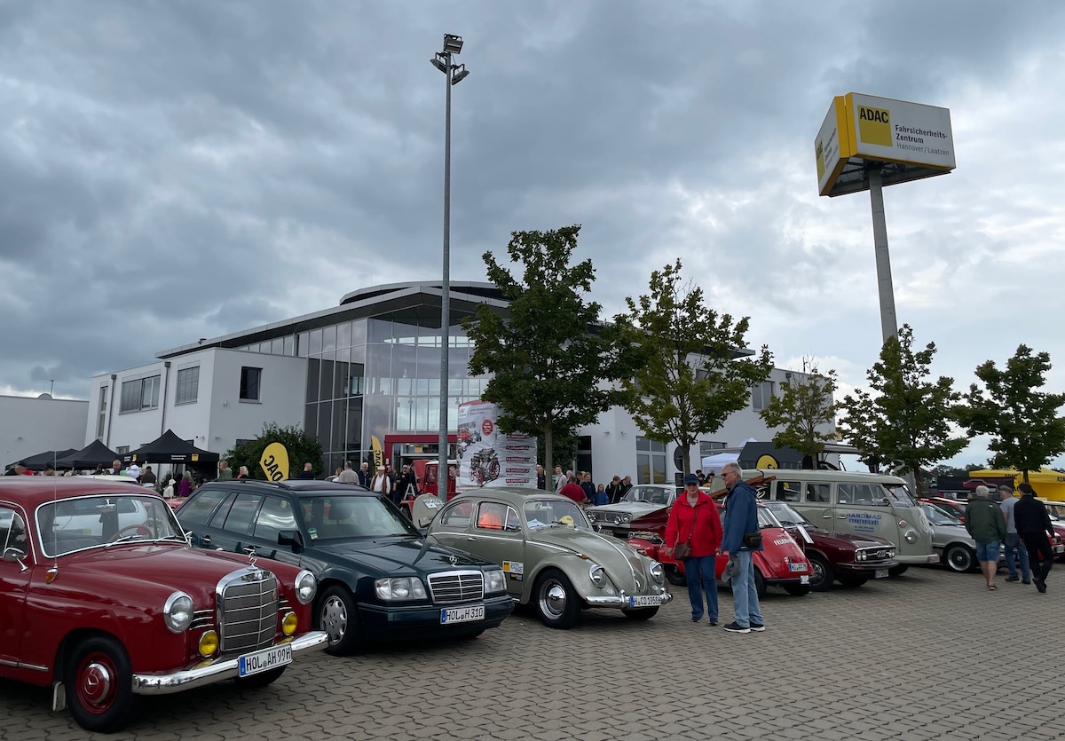 Das war der ADAC Old- und Youngtimertag 2023 - Carl mobil